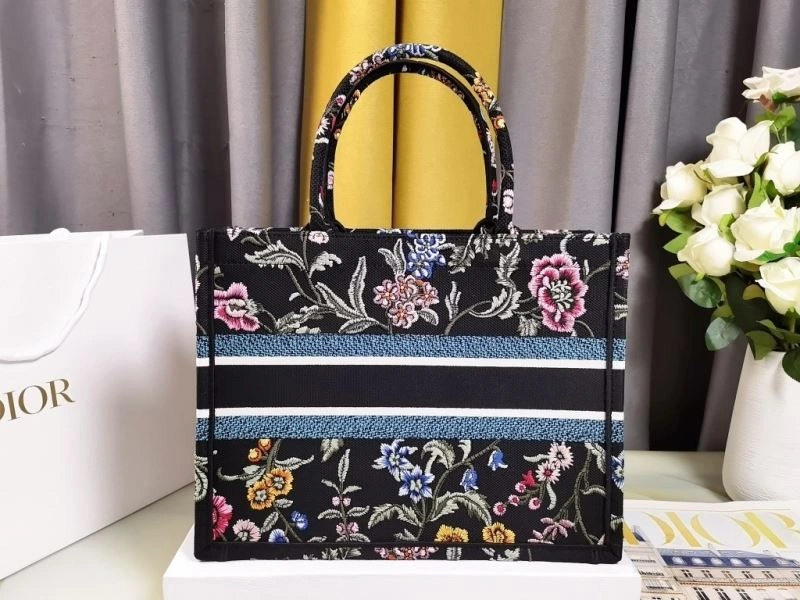 Value-priced Christian Dior Shopping Bags