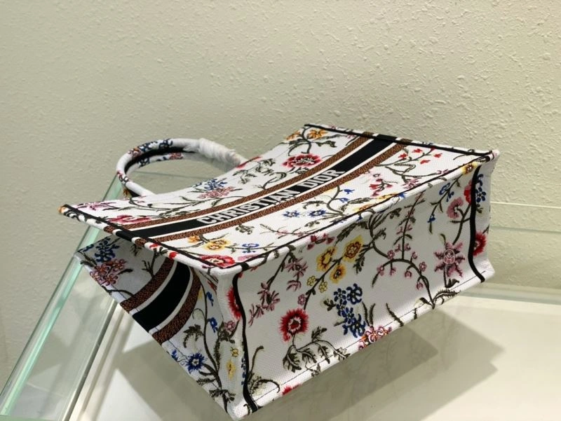 Value-priced Christian Dior Shopping Bags