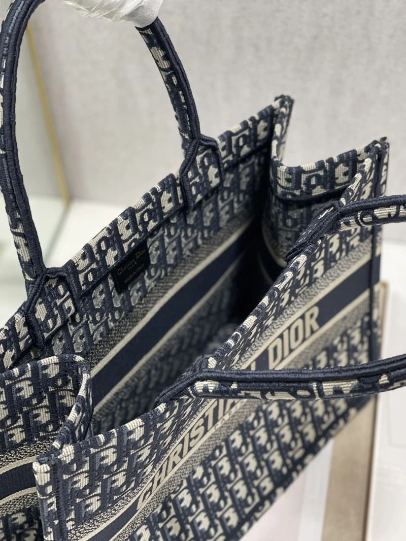 Inexpensive Christian Dior Shopping Bags