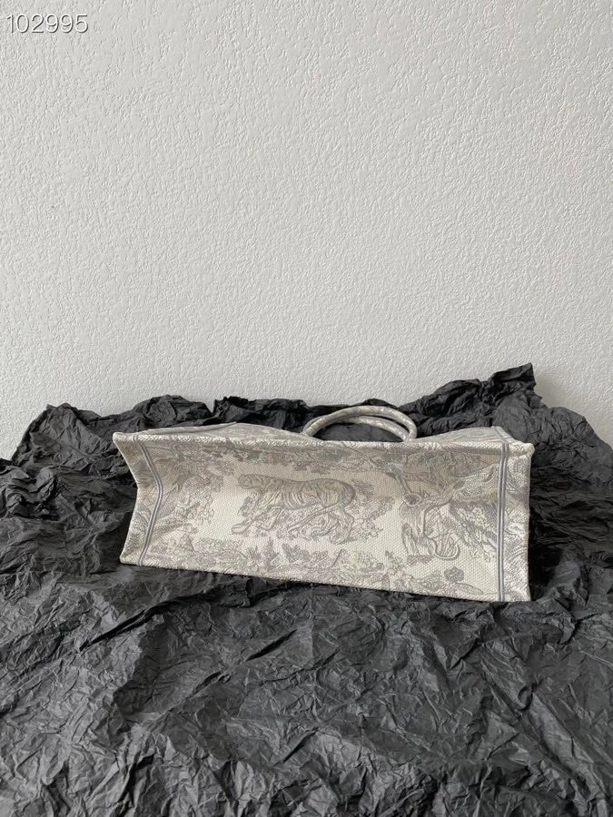 Top mirror Christian Dior Shopping Bags