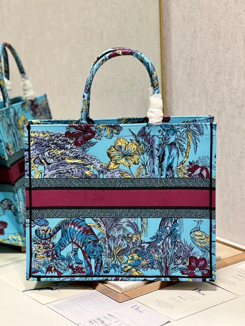 Value-priced Christian Dior Shopping Bags