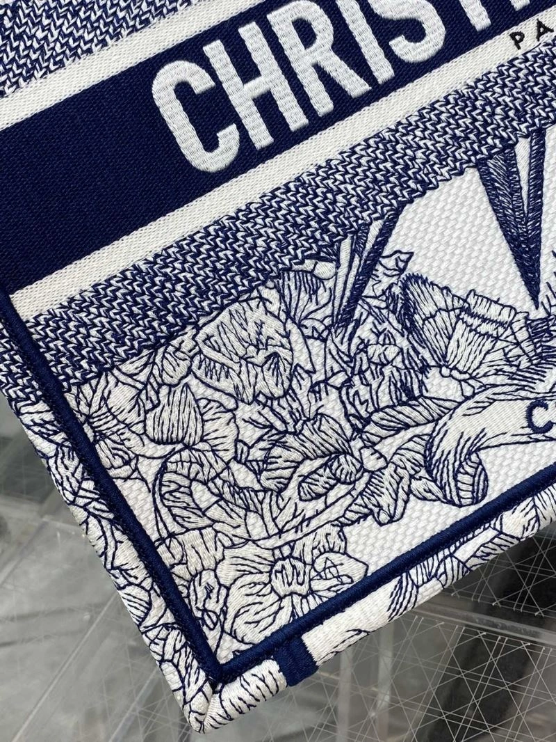 Exact replica Christian Dior Shopping Bags