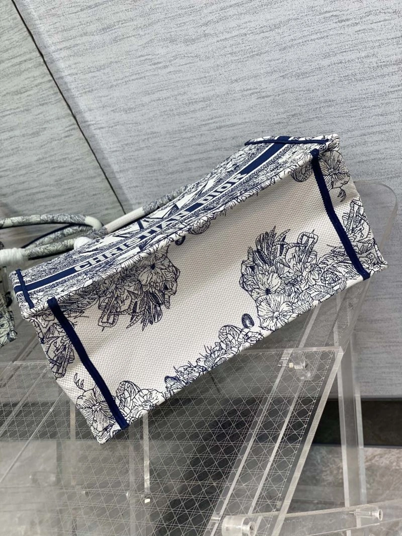 Exact replica Christian Dior Shopping Bags
