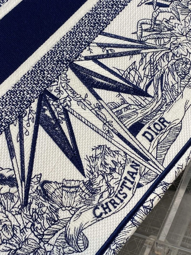 Exact replica Christian Dior Shopping Bags