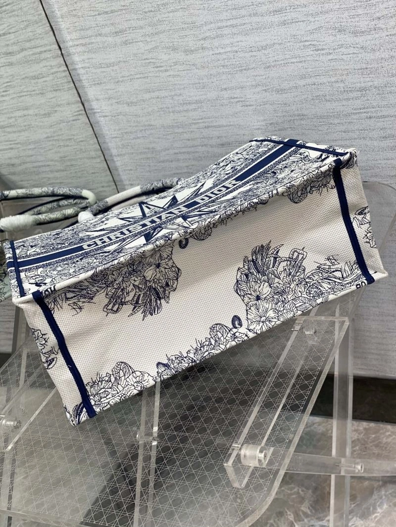 Exact replica Christian Dior Shopping Bags