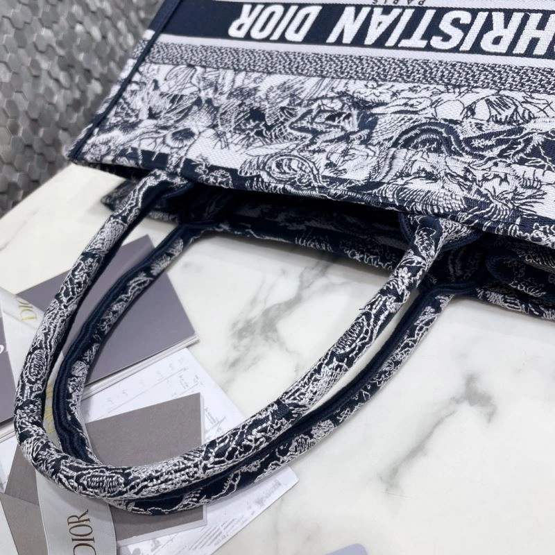 Cut-rate Christian Dior Shopping Bags