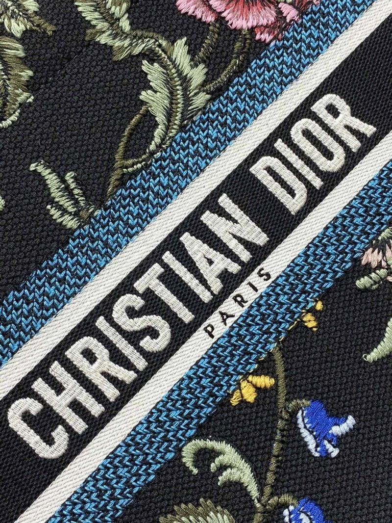 Cut-rate Christian Dior Shopping Bags