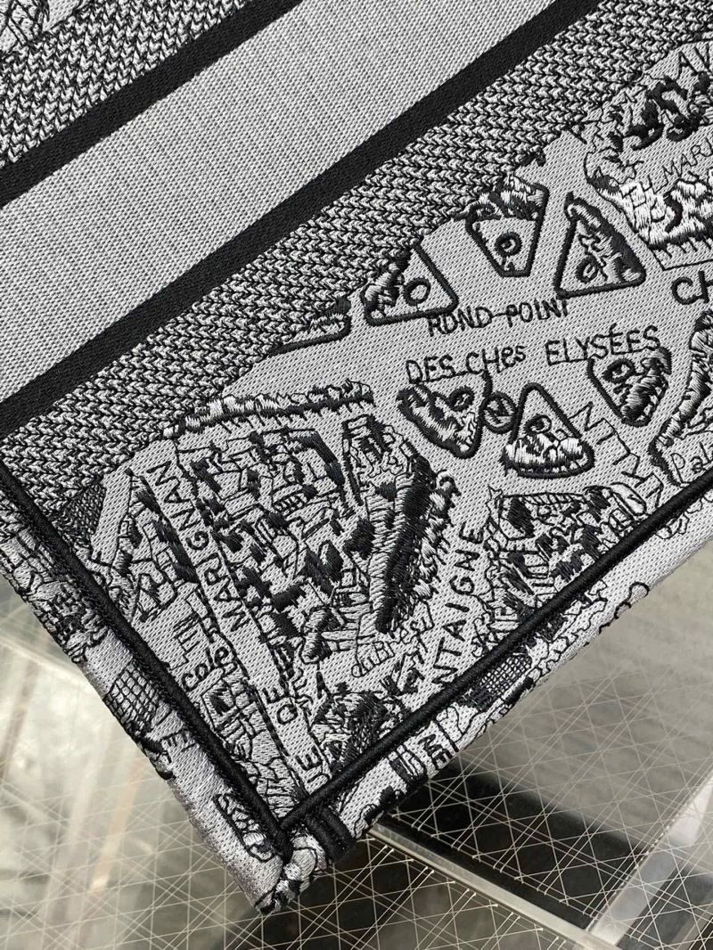 Indistinguishable Christian Dior Shopping Bags