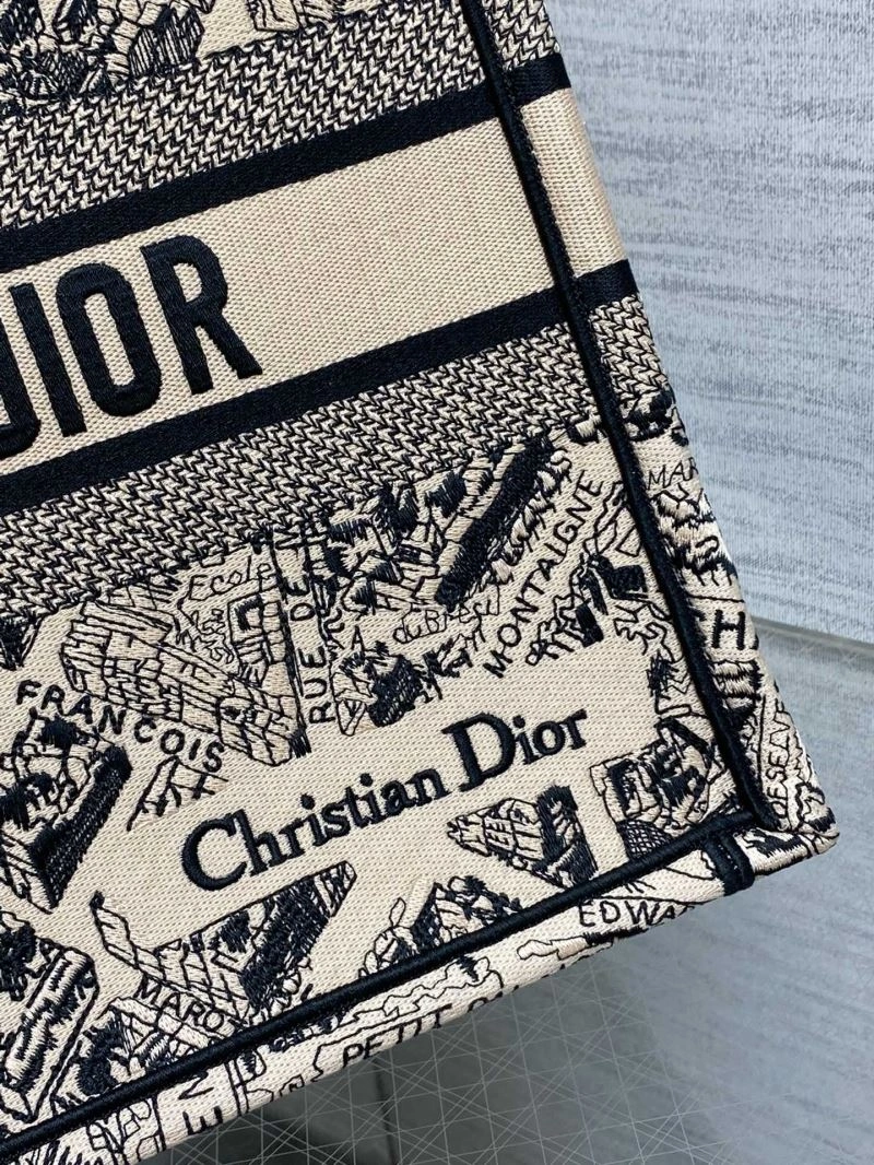 Top match Christian Dior Shopping Bags