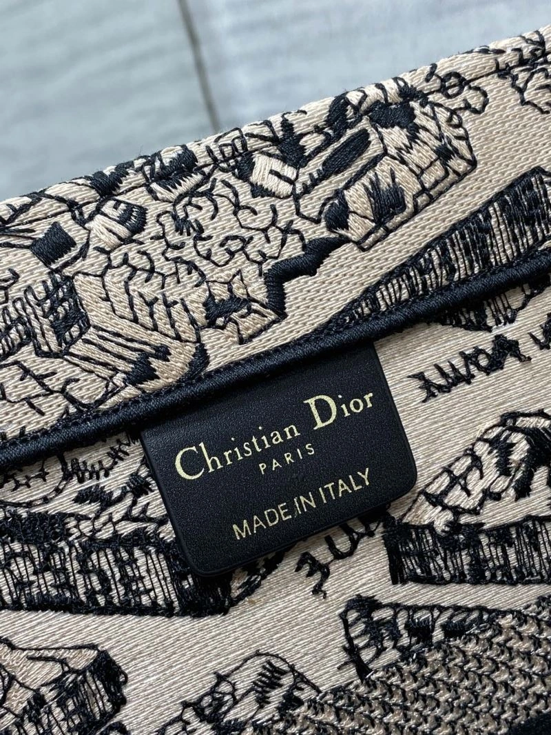 Top match Christian Dior Shopping Bags