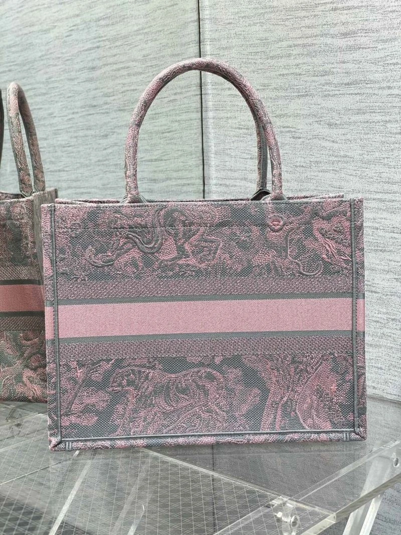 Top match Christian Dior Shopping Bags