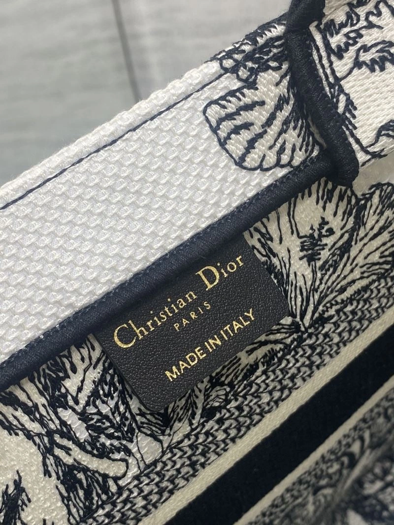 Inexpensive Christian Dior Shopping Bags