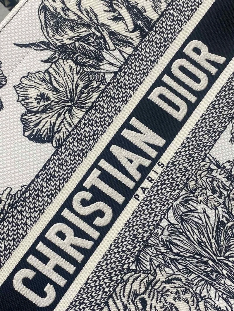 Cut-rate Christian Dior Shopping Bags