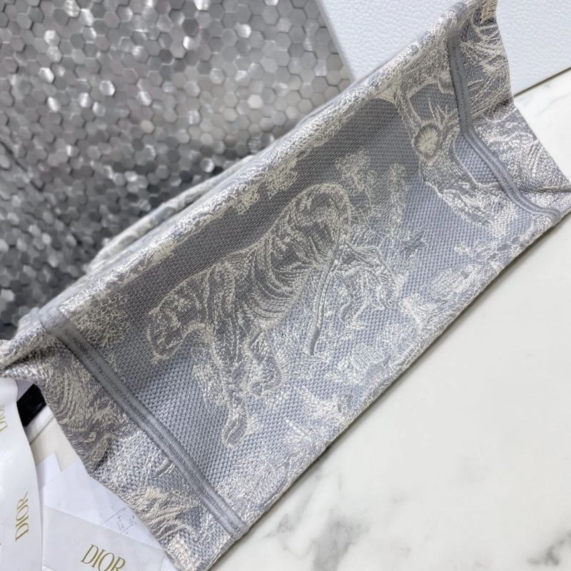 Official Christian Dior Shopping Bags
