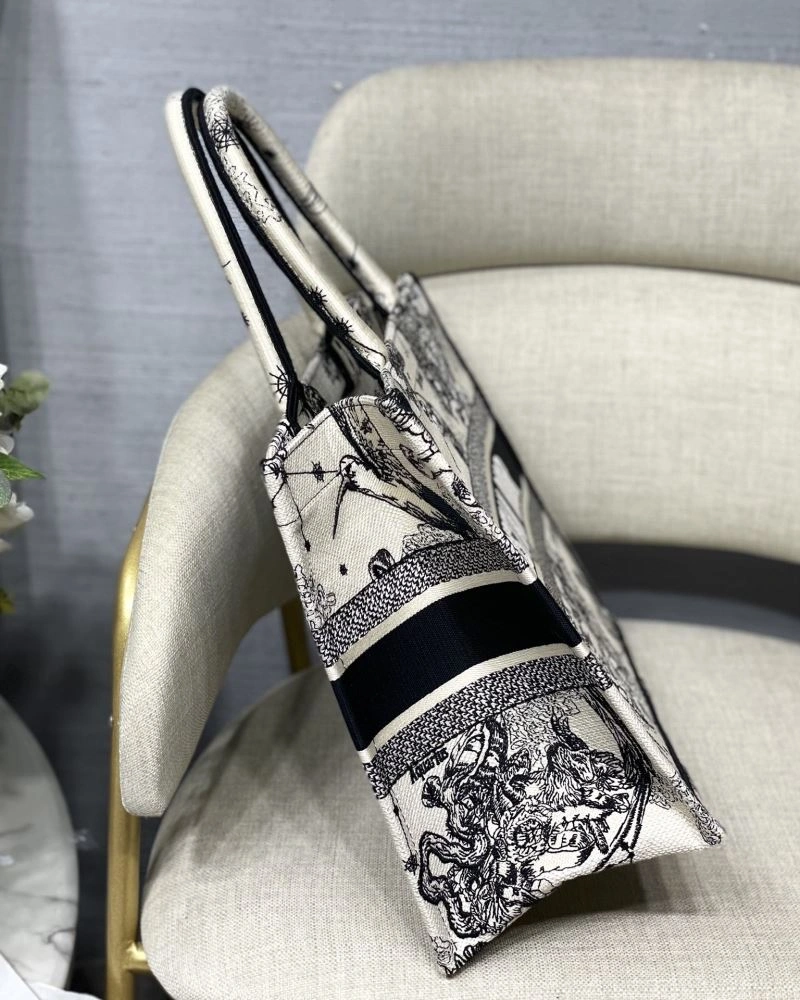 Legit Christian Dior Shopping Bags