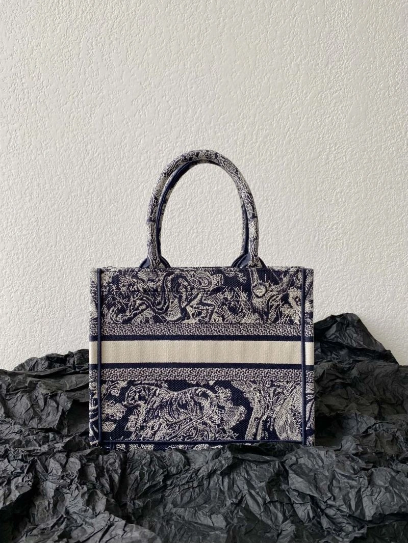 Exact replica Christian Dior Shopping Bags