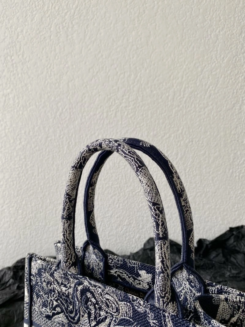 Exact replica Christian Dior Shopping Bags
