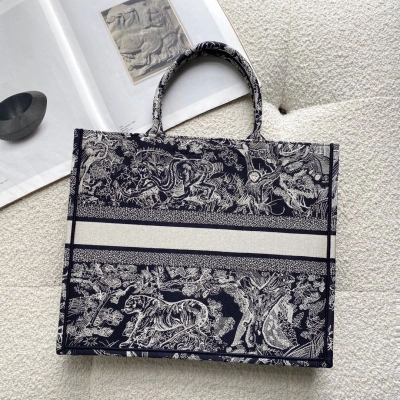 Bargain Christian Dior Shopping Bags