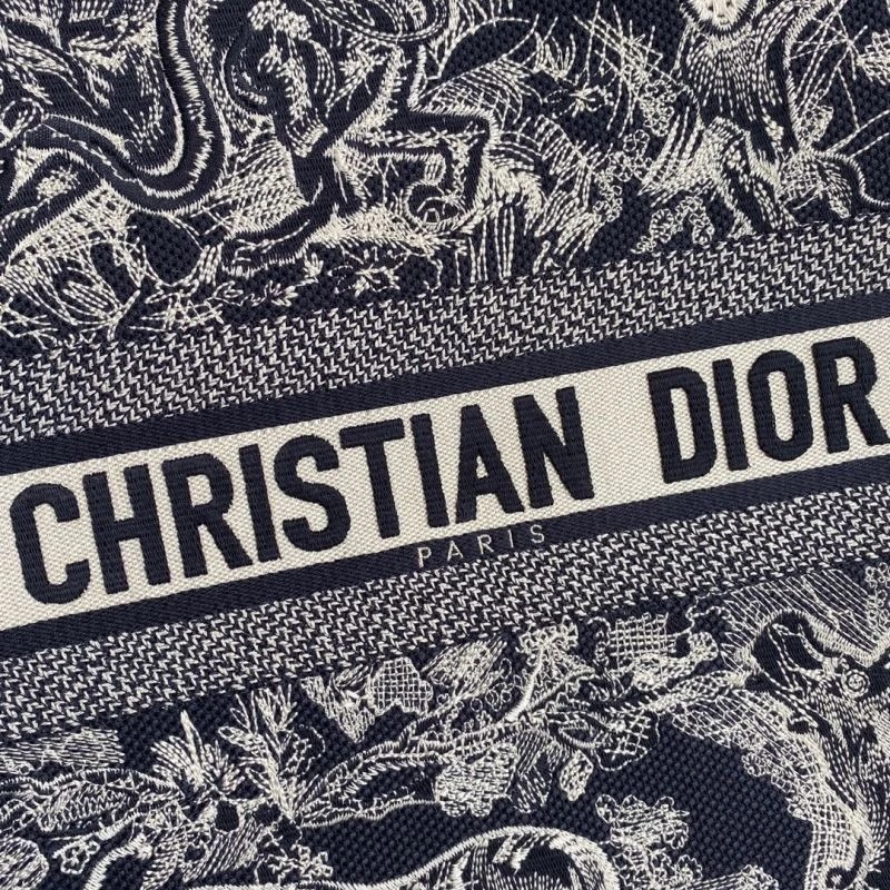 Bargain Christian Dior Shopping Bags