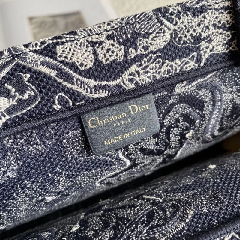 Bargain Christian Dior Shopping Bags