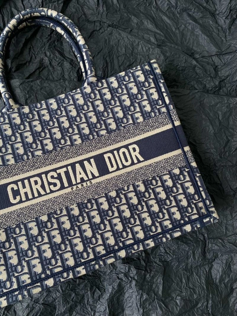 Low-cost Christian Dior Shopping Bags