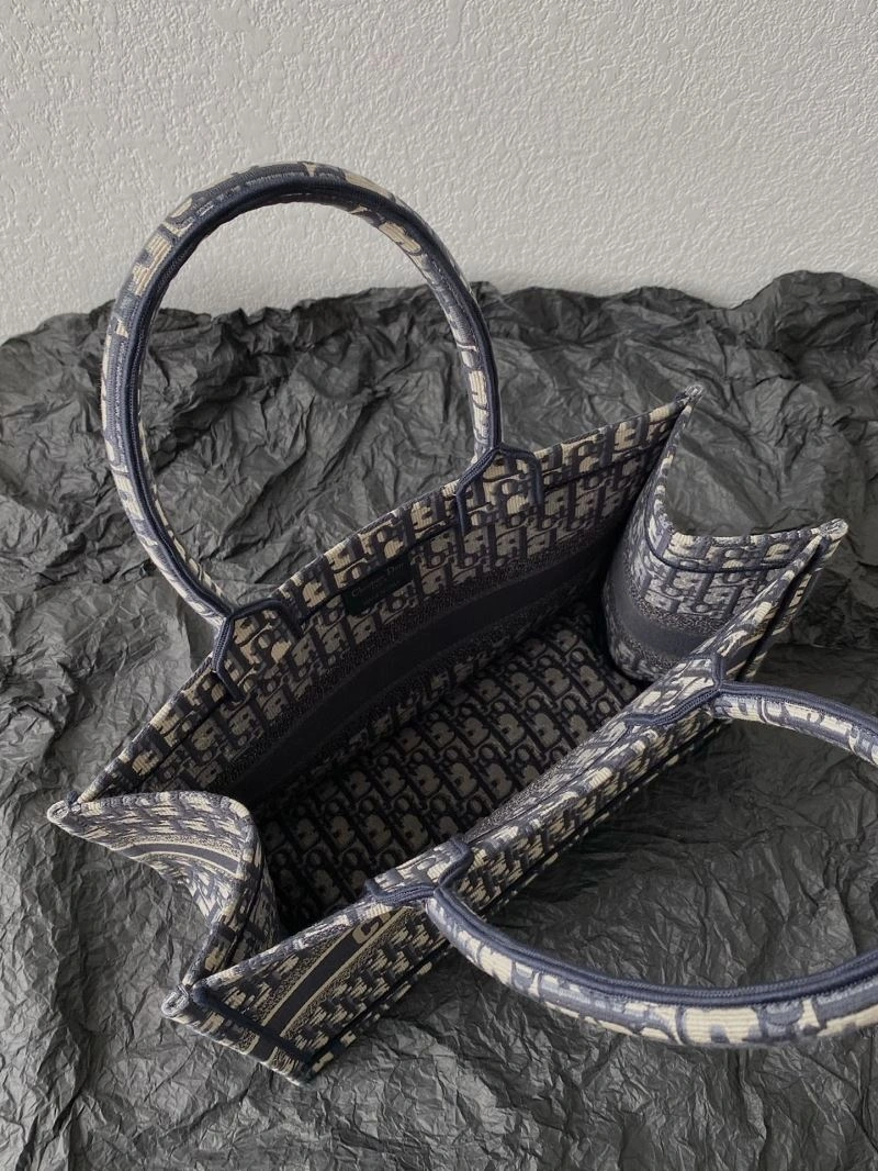 Low-cost Christian Dior Shopping Bags