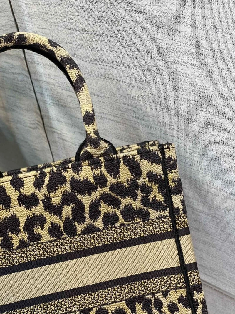 Economical Christian Dior Shopping Bags