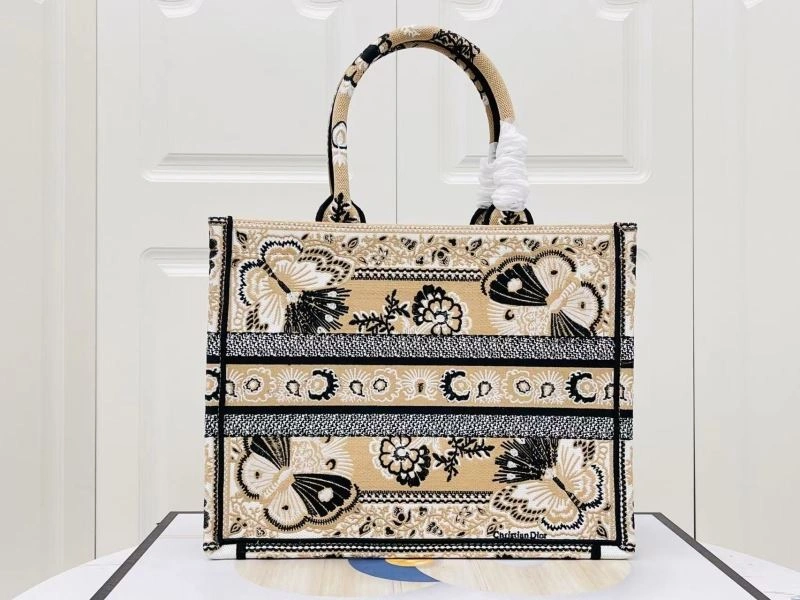 Economical Christian Dior Shopping Bags
