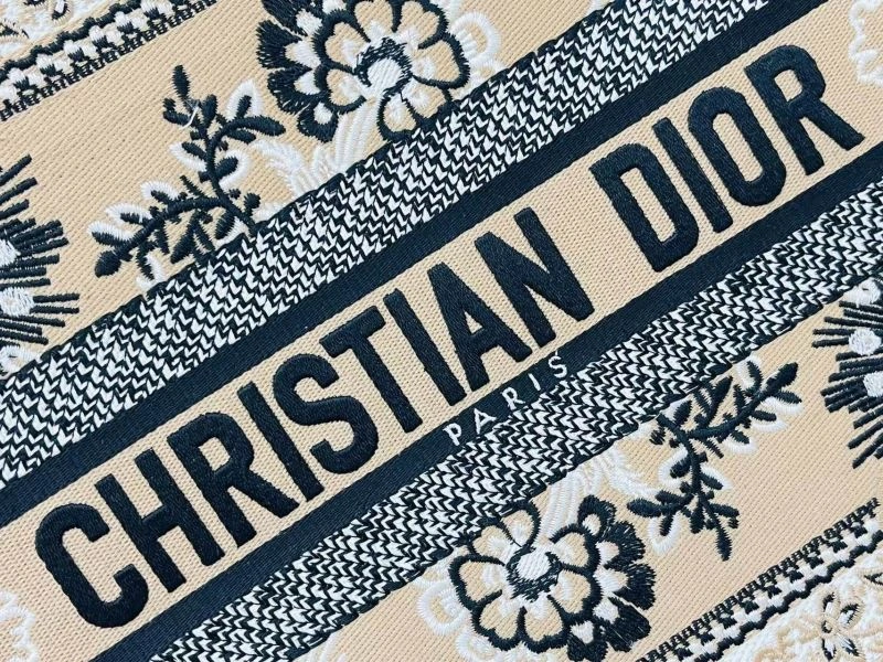 Economical Christian Dior Shopping Bags