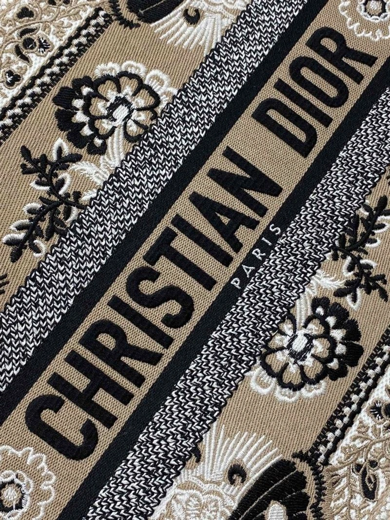Exact replica Christian Dior Shopping Bags