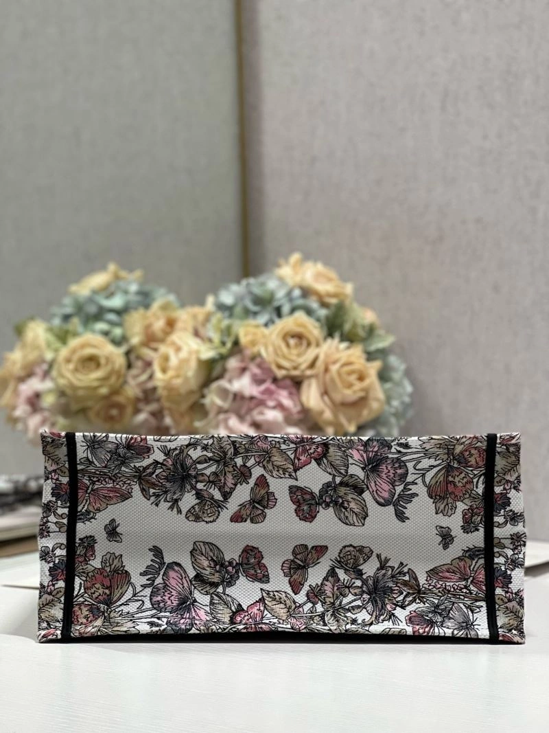 Discounted Christian Dior Shopping Bags