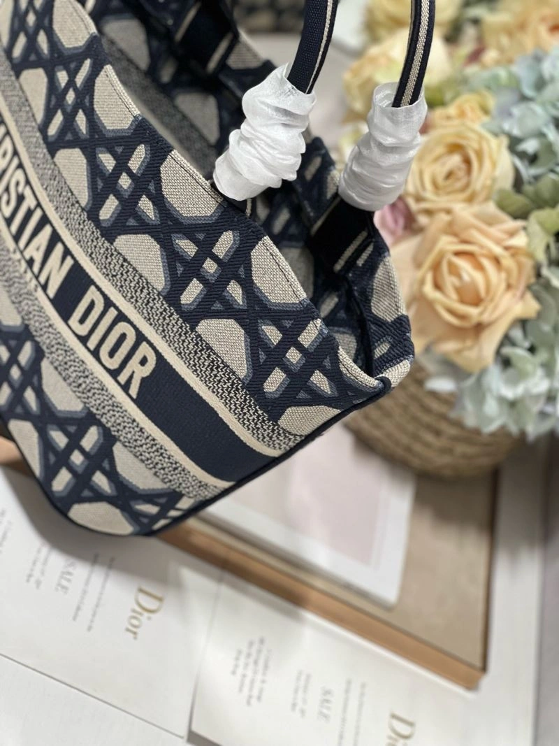 Economical Christian Dior Shopping Bags