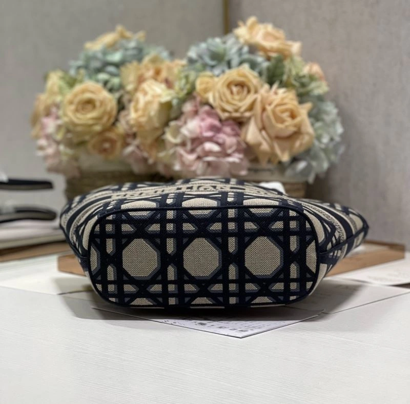 Economical Christian Dior Shopping Bags