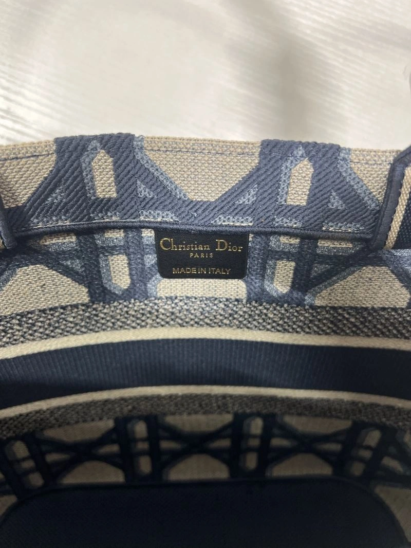 Economical Christian Dior Shopping Bags
