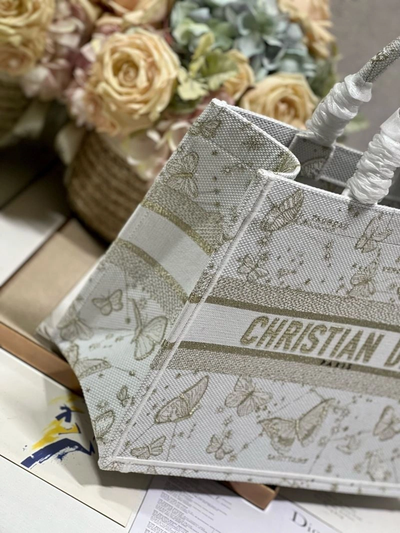 Top match Christian Dior Shopping Bags