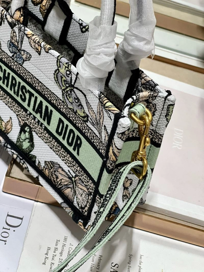 Exact replica Christian Dior Shopping Bags