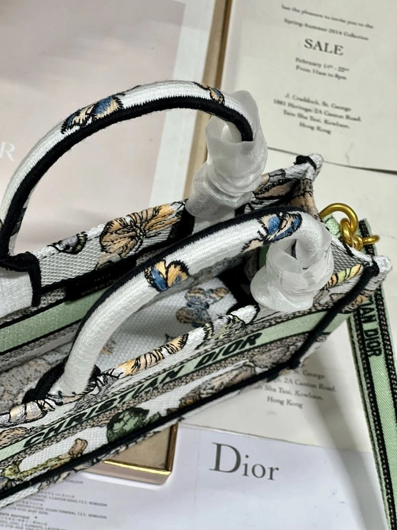 Exact replica Christian Dior Shopping Bags