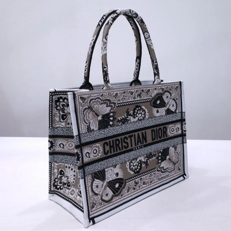 Value-priced Christian Dior Shopping Bags