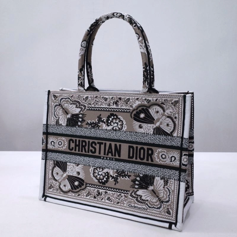 Value-priced Christian Dior Shopping Bags