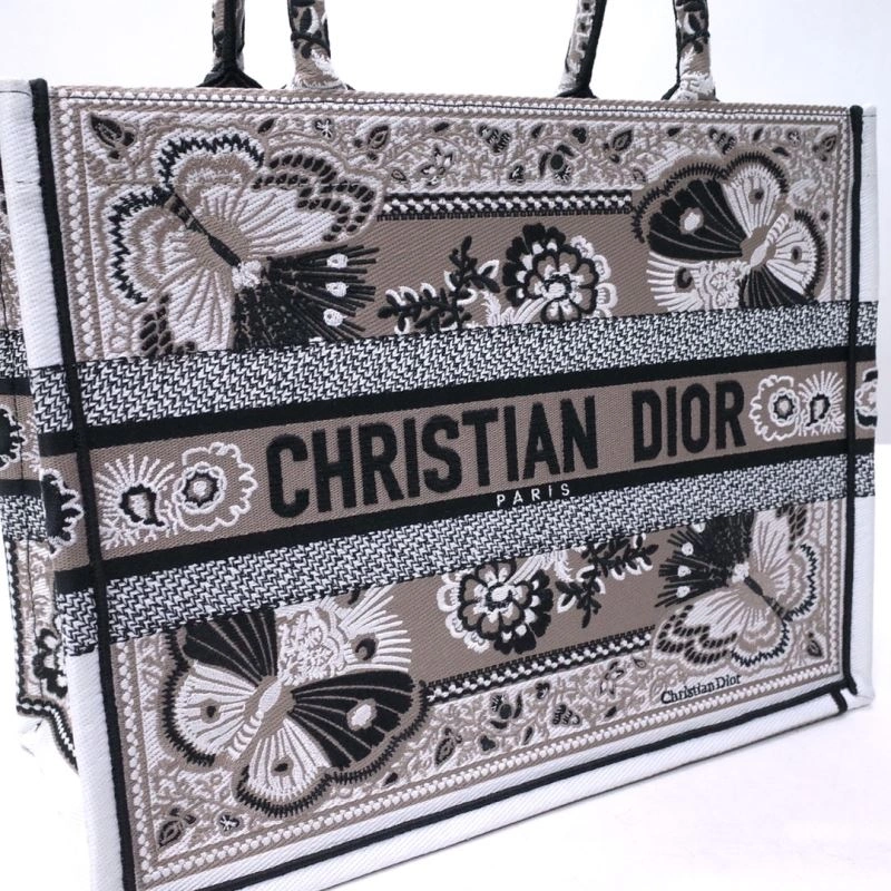 Value-priced Christian Dior Shopping Bags