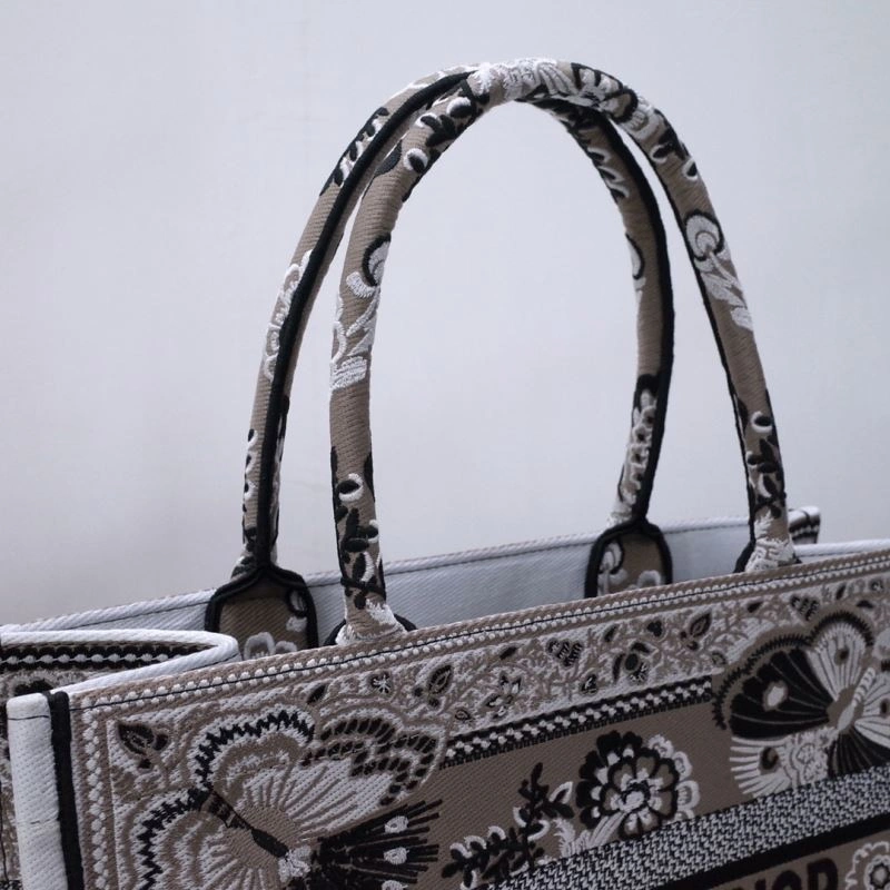 Value-priced Christian Dior Shopping Bags