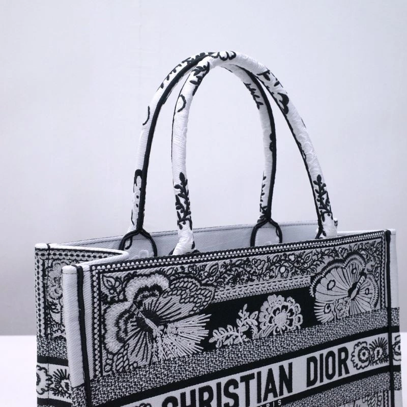 Value-priced Christian Dior Shopping Bags