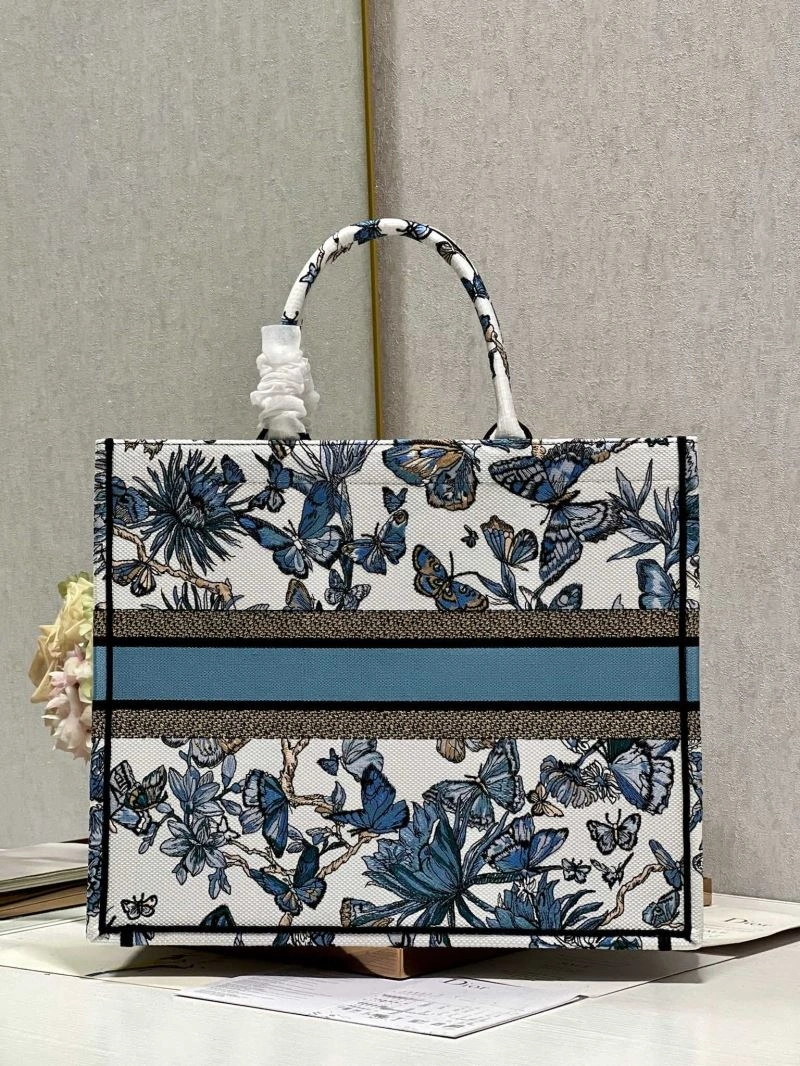 Discounted Christian Dior Shopping Bags