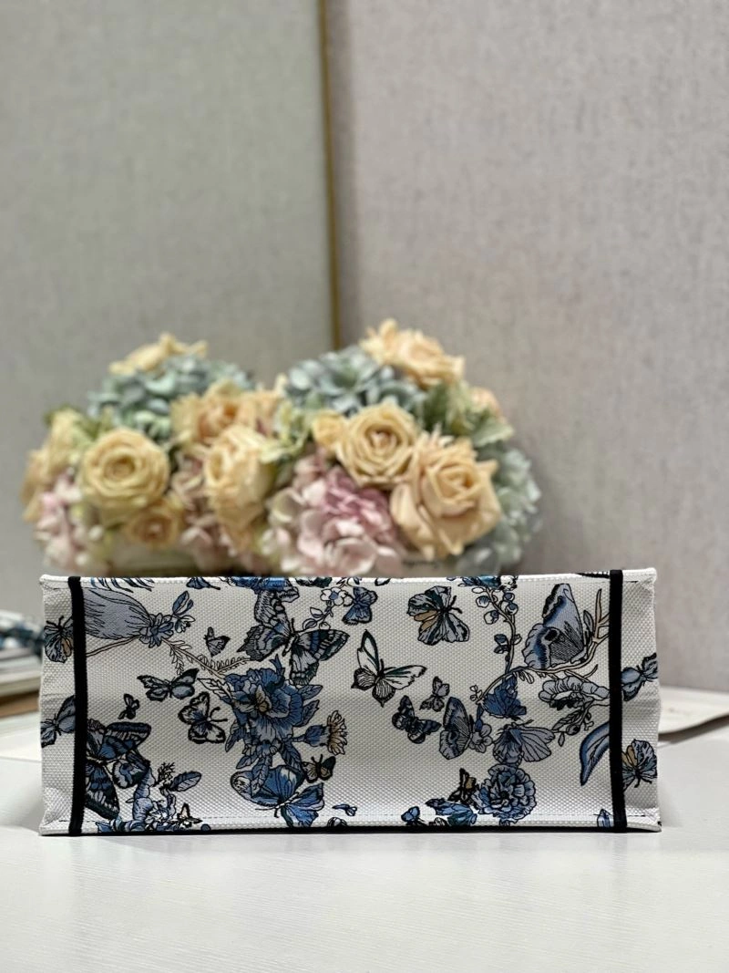 Discounted Christian Dior Shopping Bags