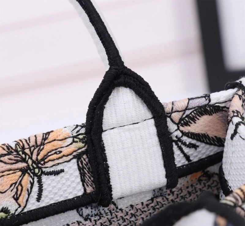 Inexpensive Christian Dior Shopping Bags