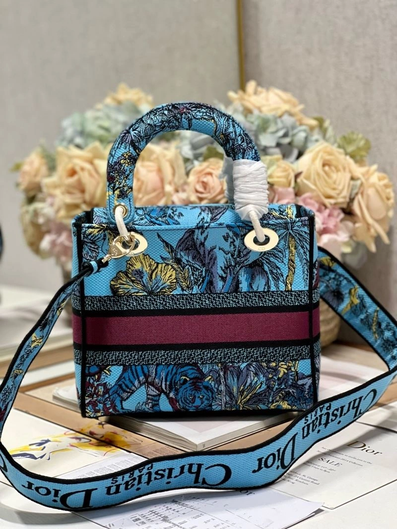 Cut-rate Christian Dior Shopping Bags