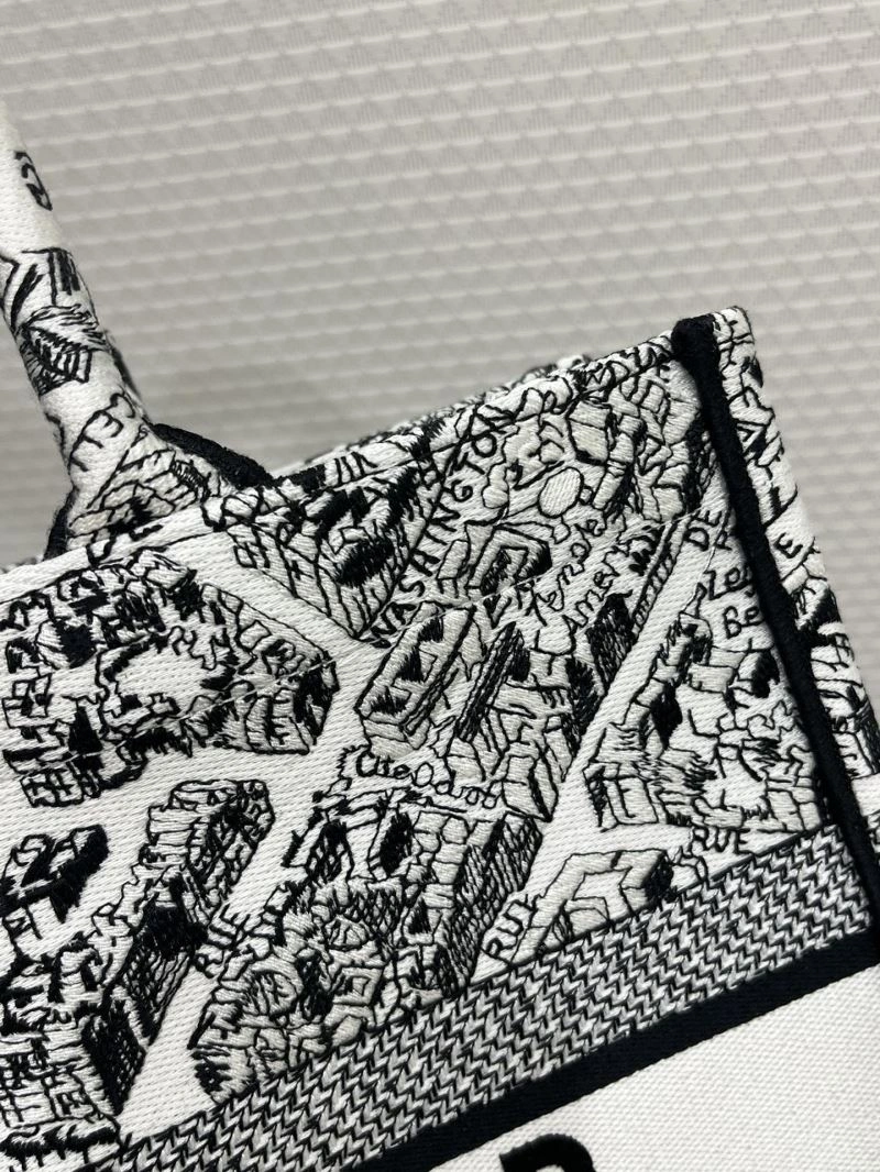 Value-priced Christian Dior Shopping Bags