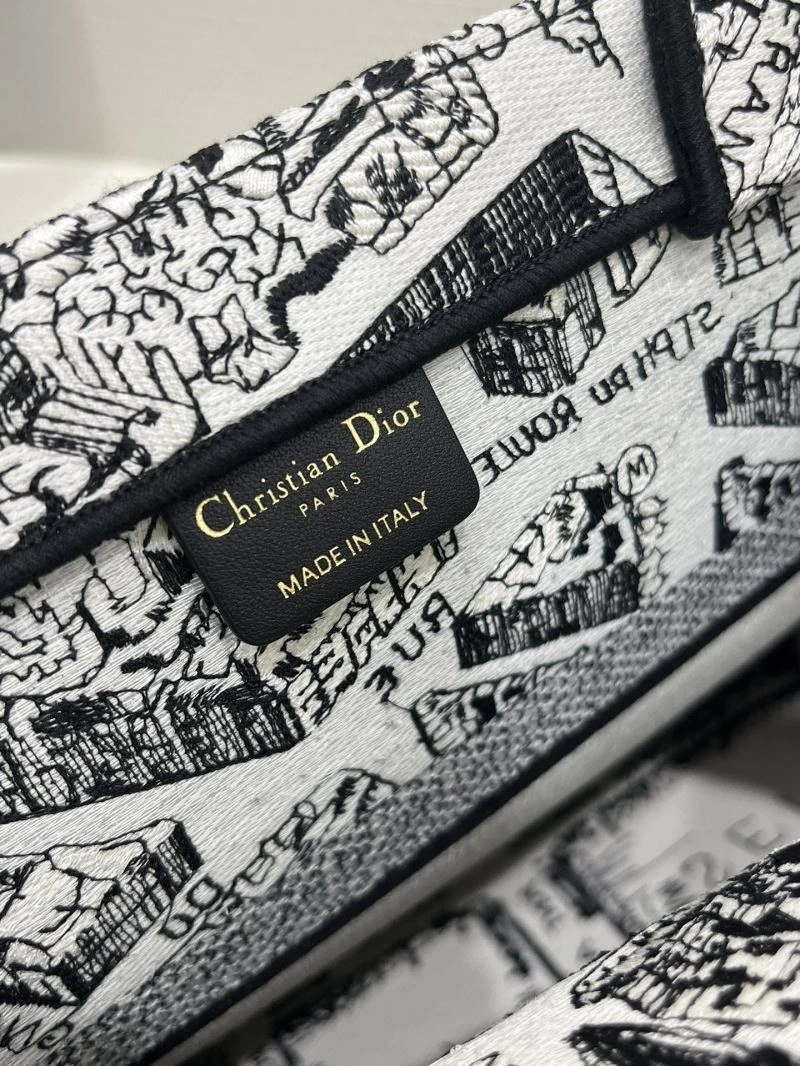 Value-priced Christian Dior Shopping Bags