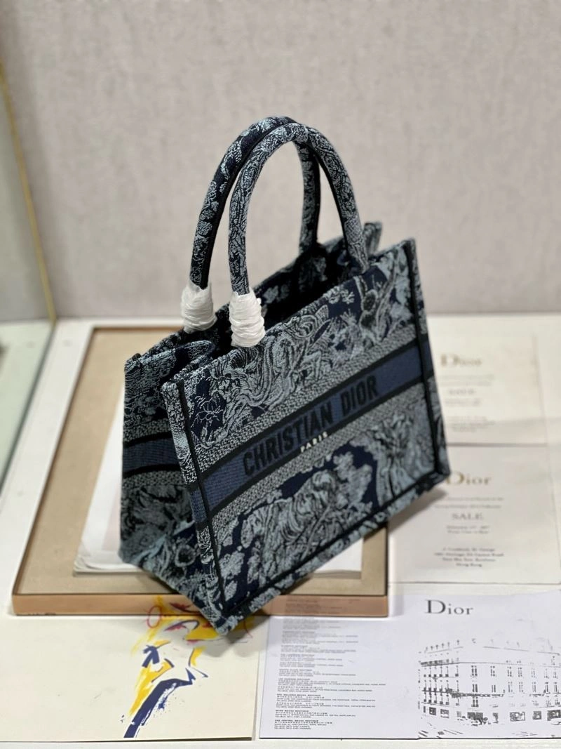 Cut-rate Christian Dior Shopping Bags
