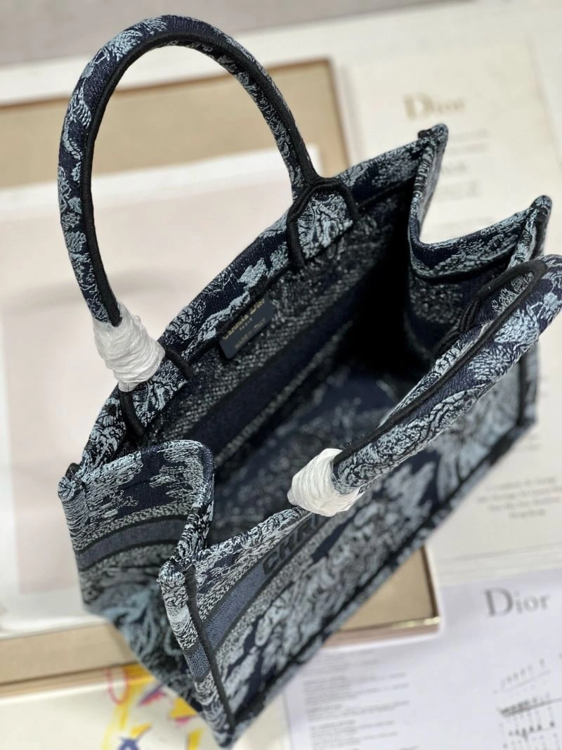 Cut-rate Christian Dior Shopping Bags